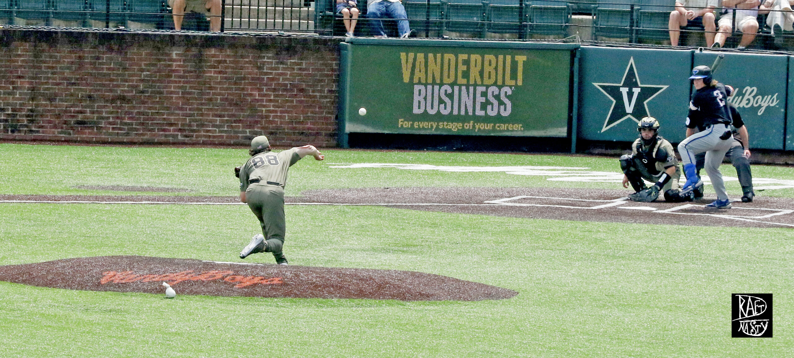 Reilly lands close to hometown as fifth-rounder in Pittsburgh ...